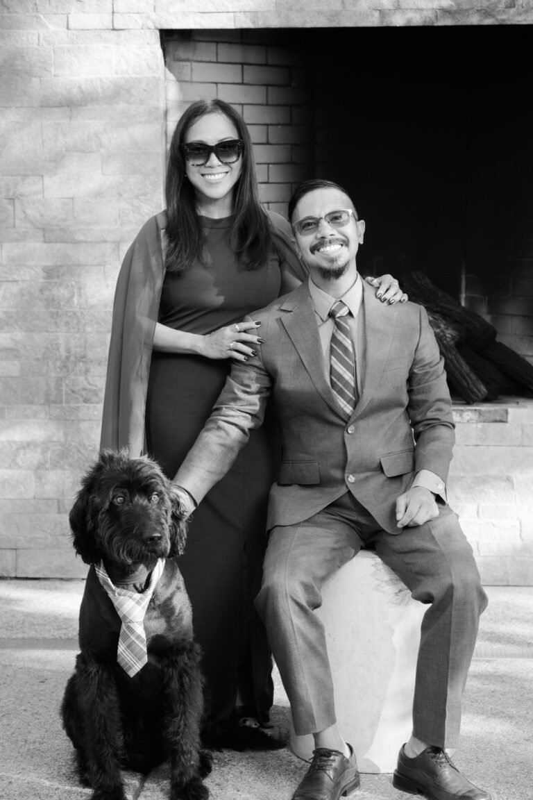 Luxury Portrait Lounge: Elevate Your Wedding Experience